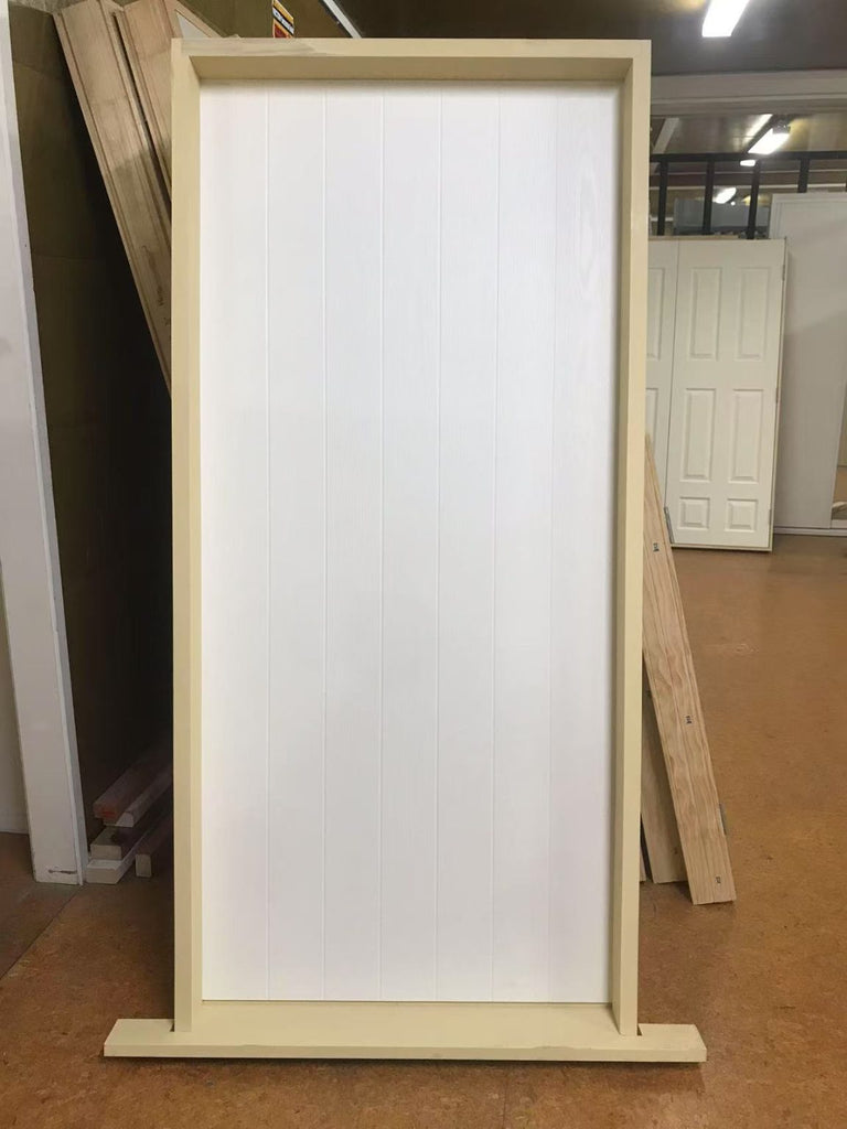 EXTERIOR PREHUNG FIBREGLASS VERTICAL GROOVE DOOR 1980MM HIGH X 810MM W ...